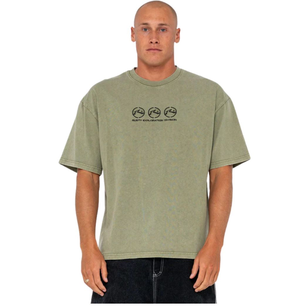 Rusty Crusoe Wash Tee Savannah – Jungle Surf Shop